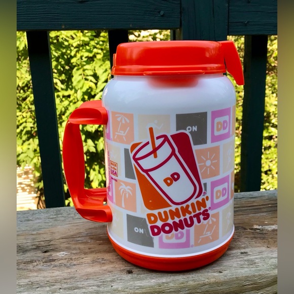Whirley | Kitchen | Jumbo 64 Oz Dunkin Donuts Insulated Hot Cold ...